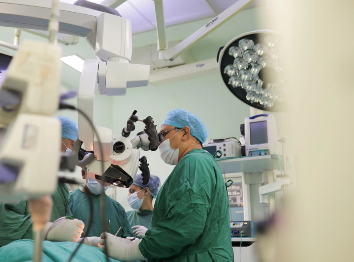 Attain Surgical Excellence with Robotic Microscopy - IBS Hospital
